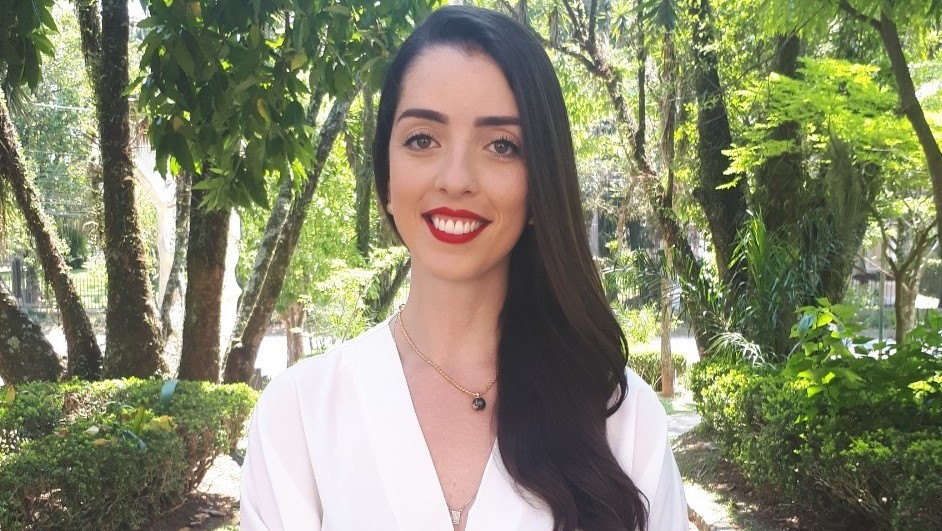 Autora petropolitana de 'Assuma o DEScontrole da Sua Vida' ajuda ...