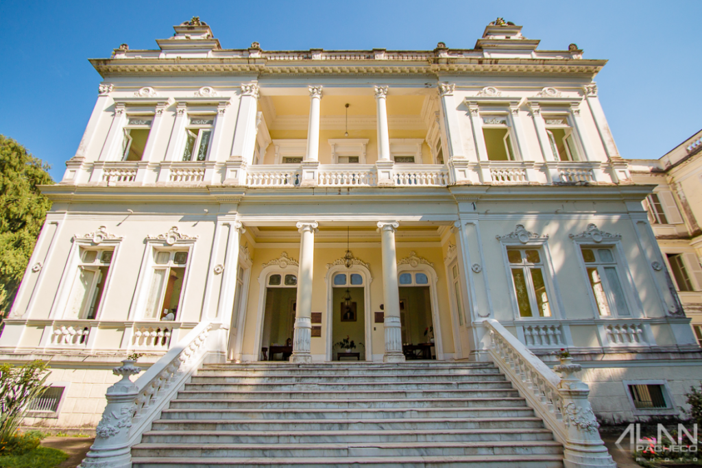 Prefeitura de Petrópolis abre processo seletivo para estágio remunerado ...