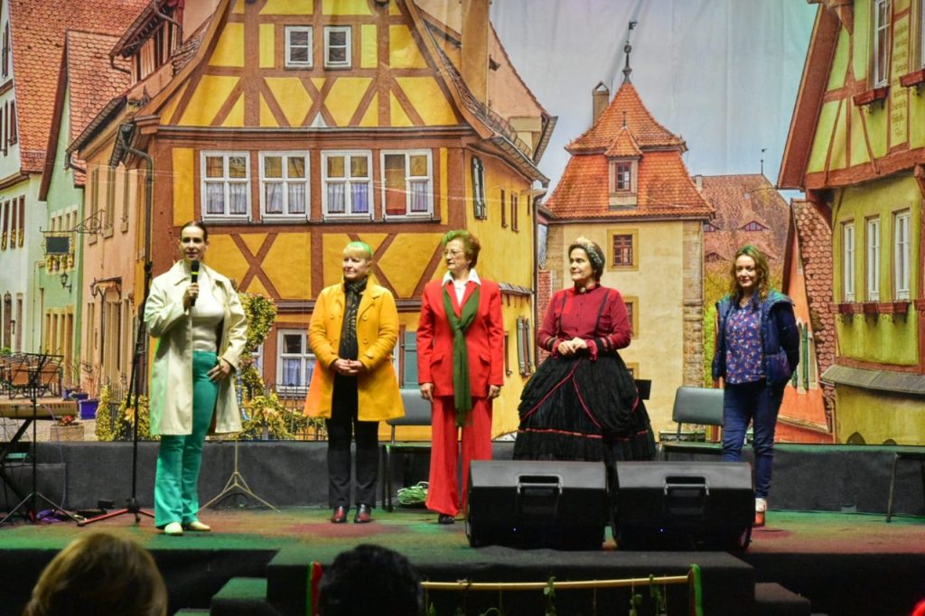 Solenidade de abertura da Serra Serata aconteceu nesta quinta-feira, no ...