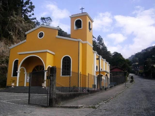 Quitandinha-Paróquia-Nossa-Senhora-de-Aparecida - Sou Petrópolis
