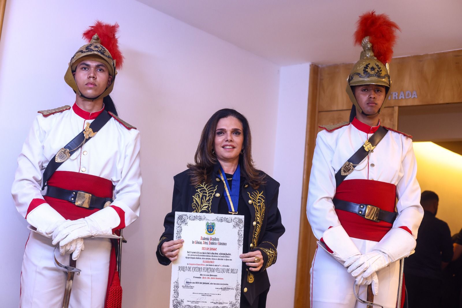 01 - Professora Maria de F tima - Sou Petrópolis